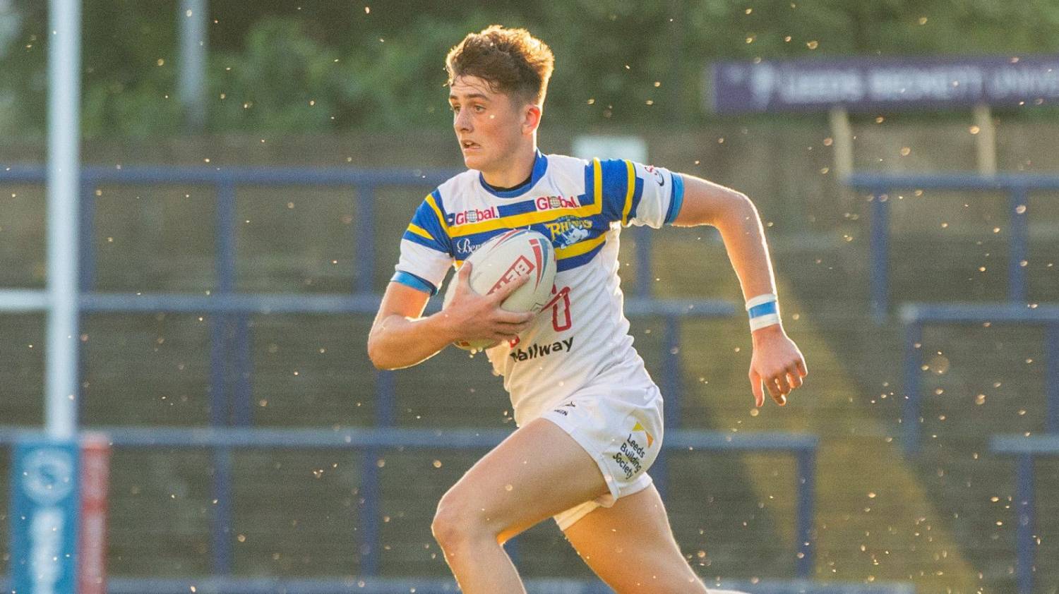 Scholarship host Wolves this Thursday