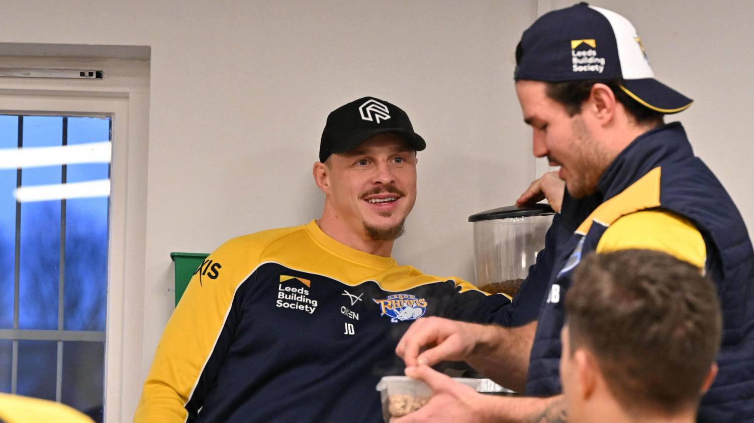 Handley hopes fans will turn out for one of the games 'good guys'
