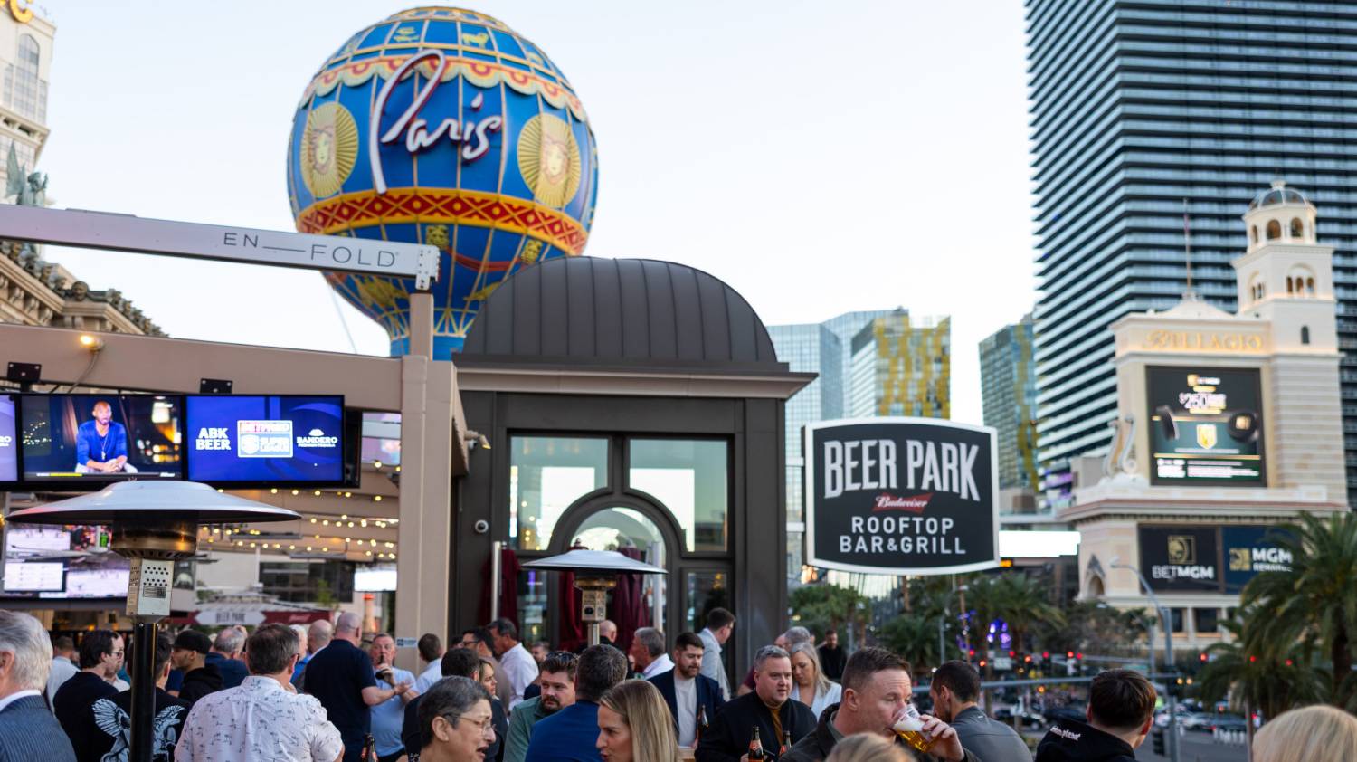 The Leeds Rhinos Podcast: Ep 28 - Rob Oates answers your Vegas questions!