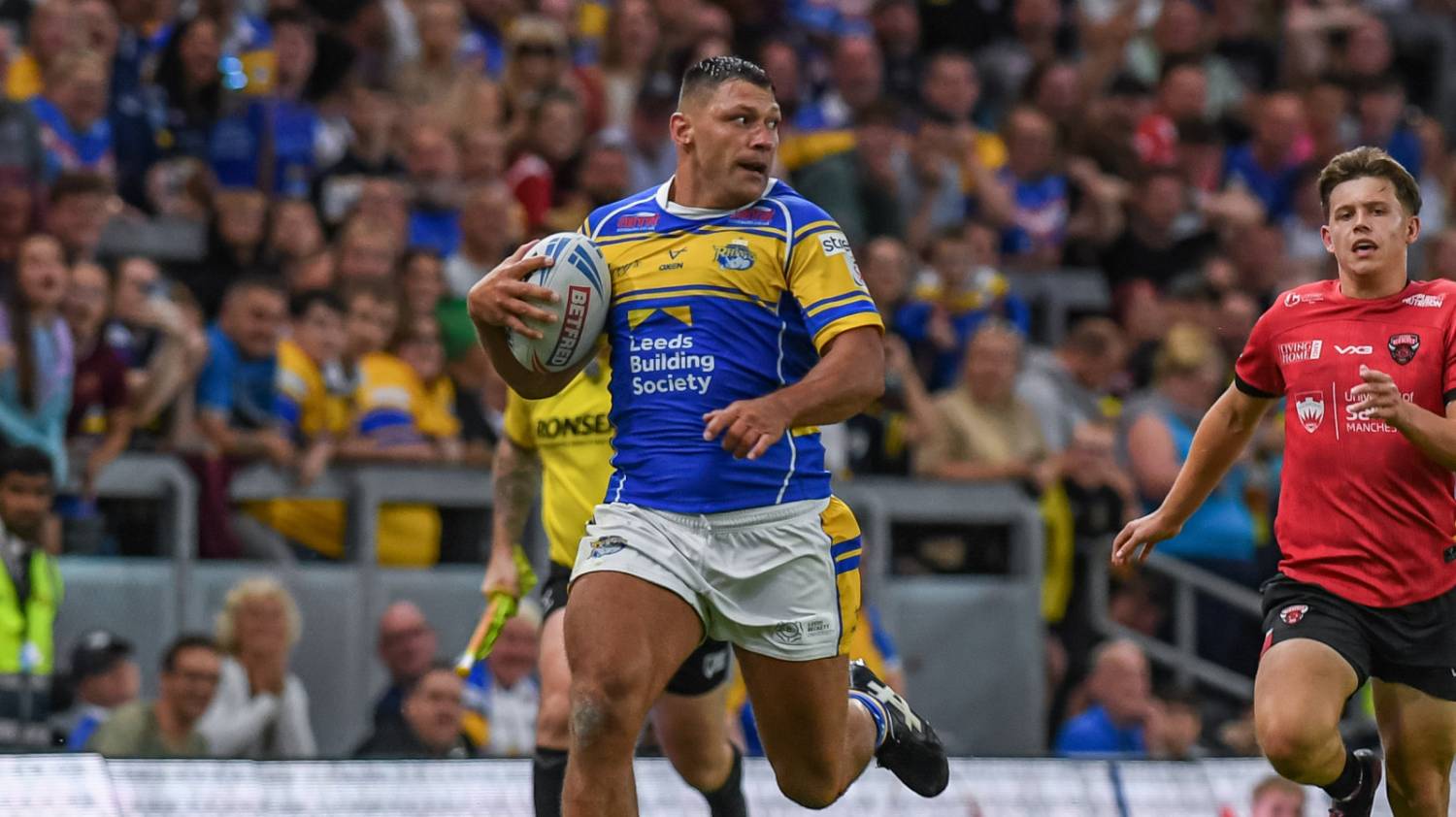 Match Action: Leeds Rhinos v Salford Red Devils