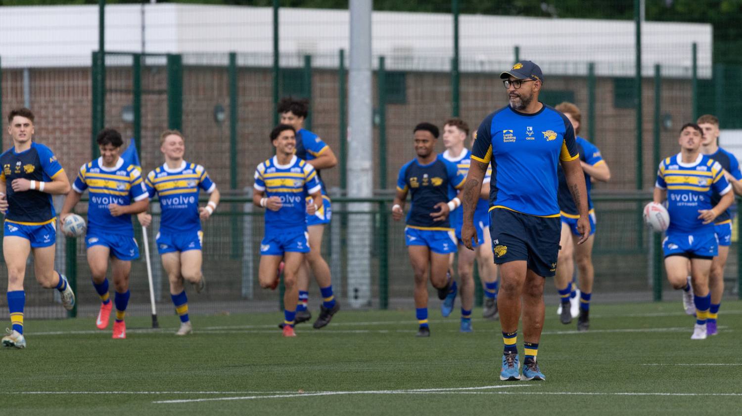 The Leeds Rhinos Podcast | Ep 55 - Chev Walker talks Giants win and ...